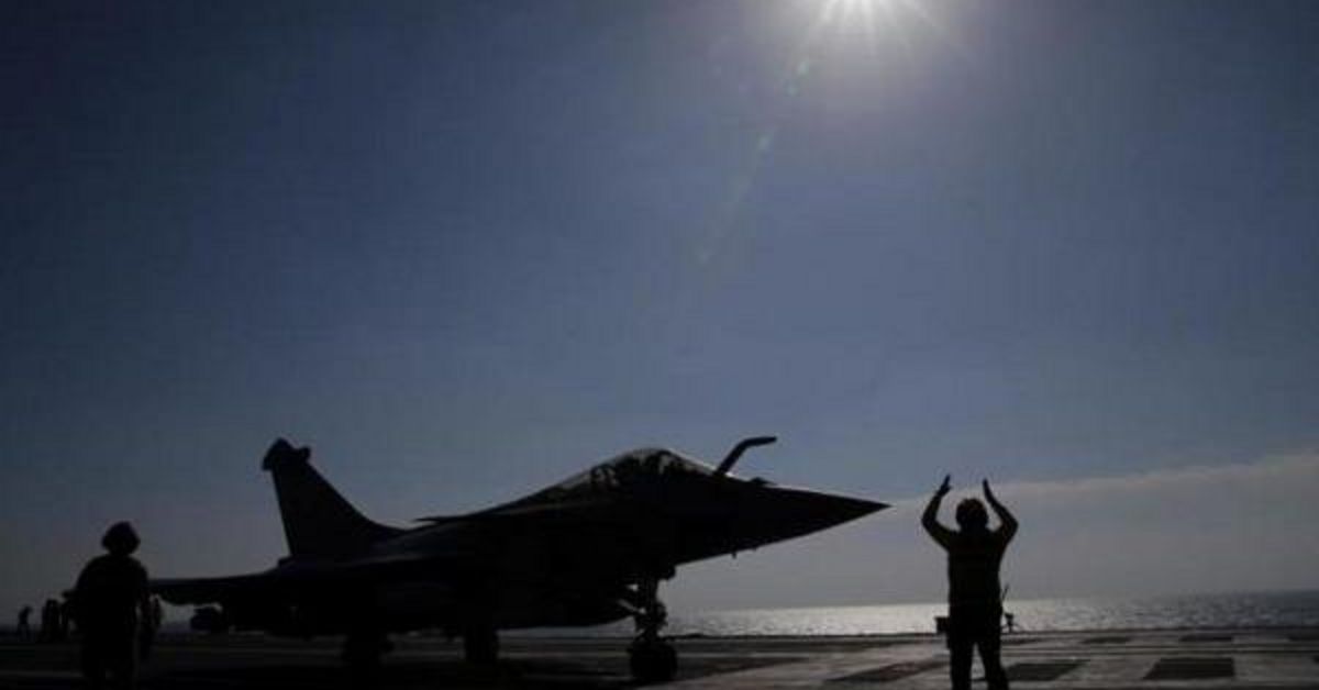 Rafale Deal On Track: Govt Ignores Controversy, Makes 25 Per Cent ...